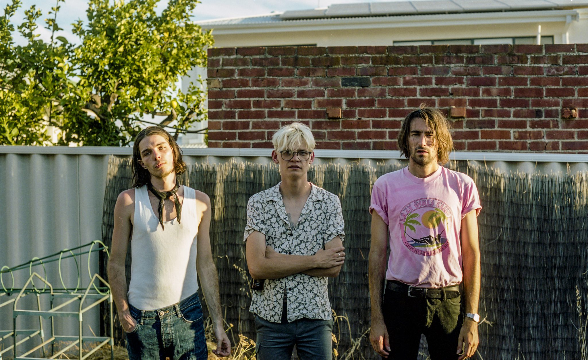 Video Premiere: Hideous Sun Demon – SSPPUUNNKK (Live at Taste Police HQ ...